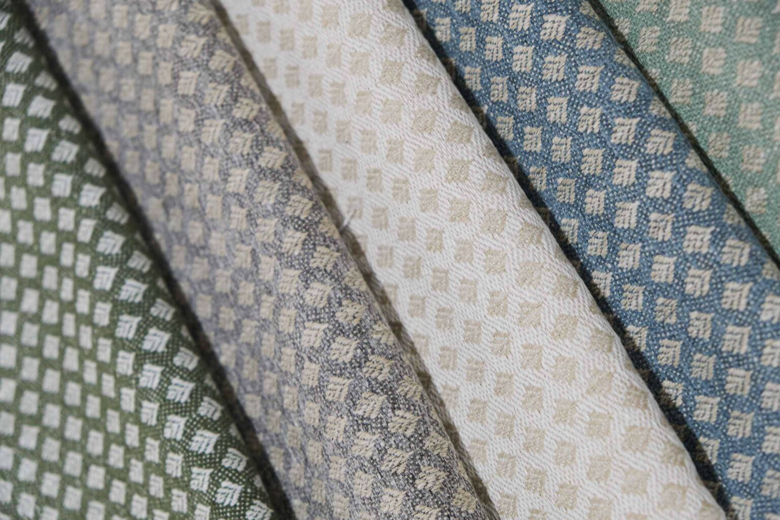 Clover Grey – Coordonné